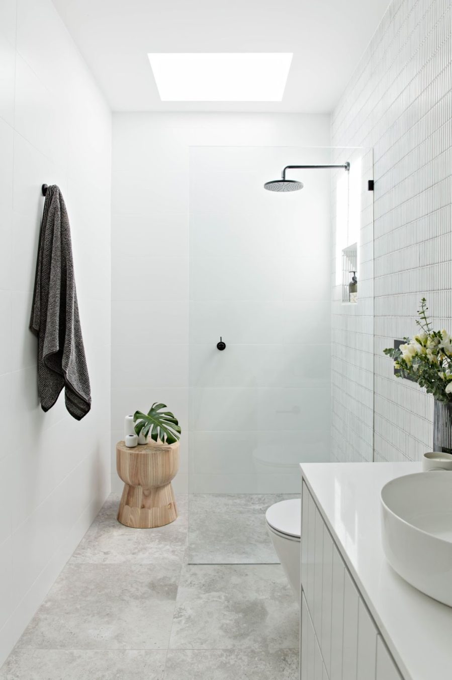 5 White Tile in Bathroom Ideas | Elegance Tiles